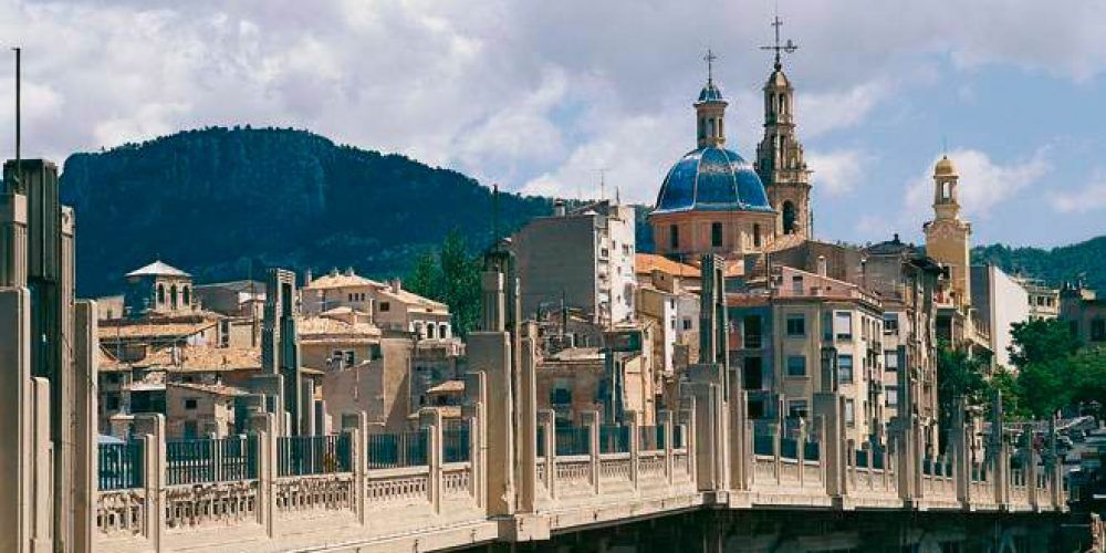 🏰¿Qué hacer en Alcoy? Mejores sitios y fiestas🏰